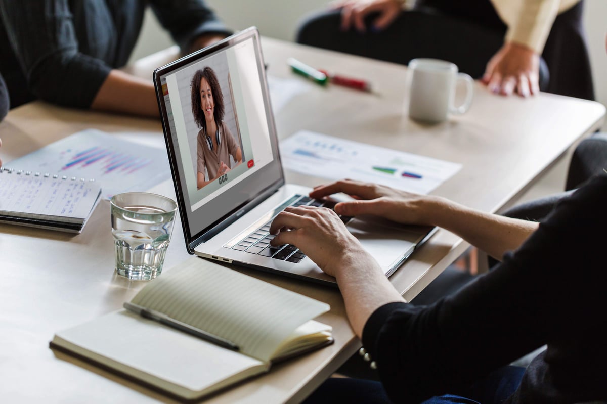 6 tips to creating powerful networking experiences at hybrid events